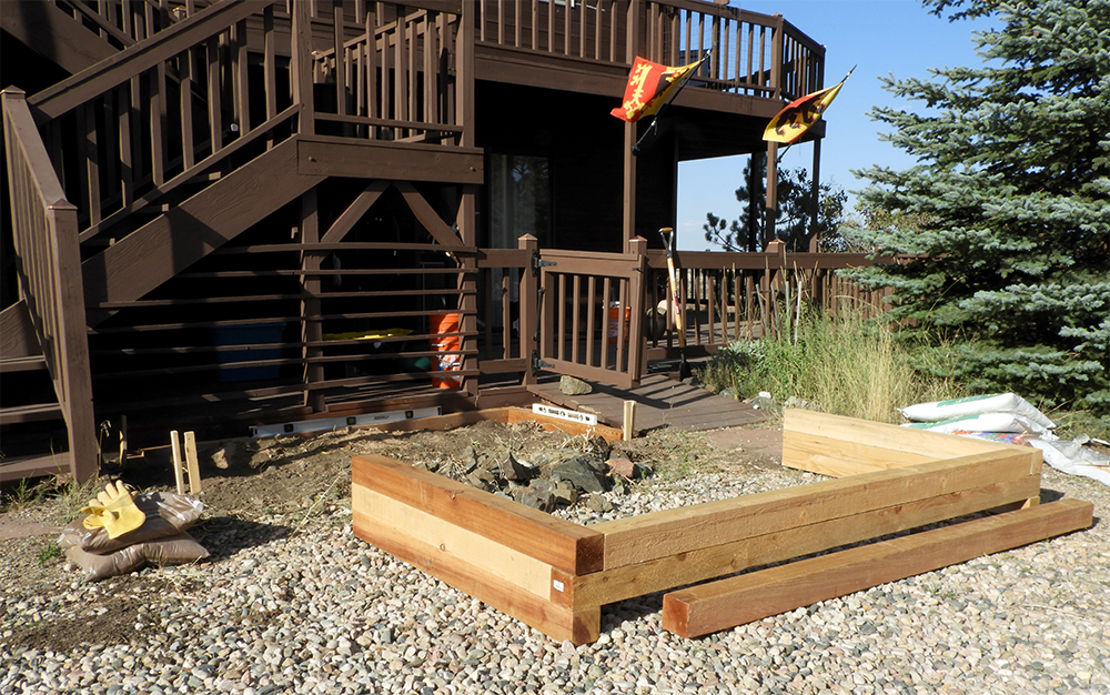 Raised Bed – Red Cedar Wright